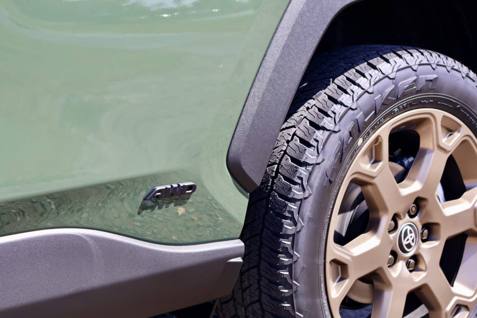 Car Comparison: 2WD vs. AWD vs. 4WD